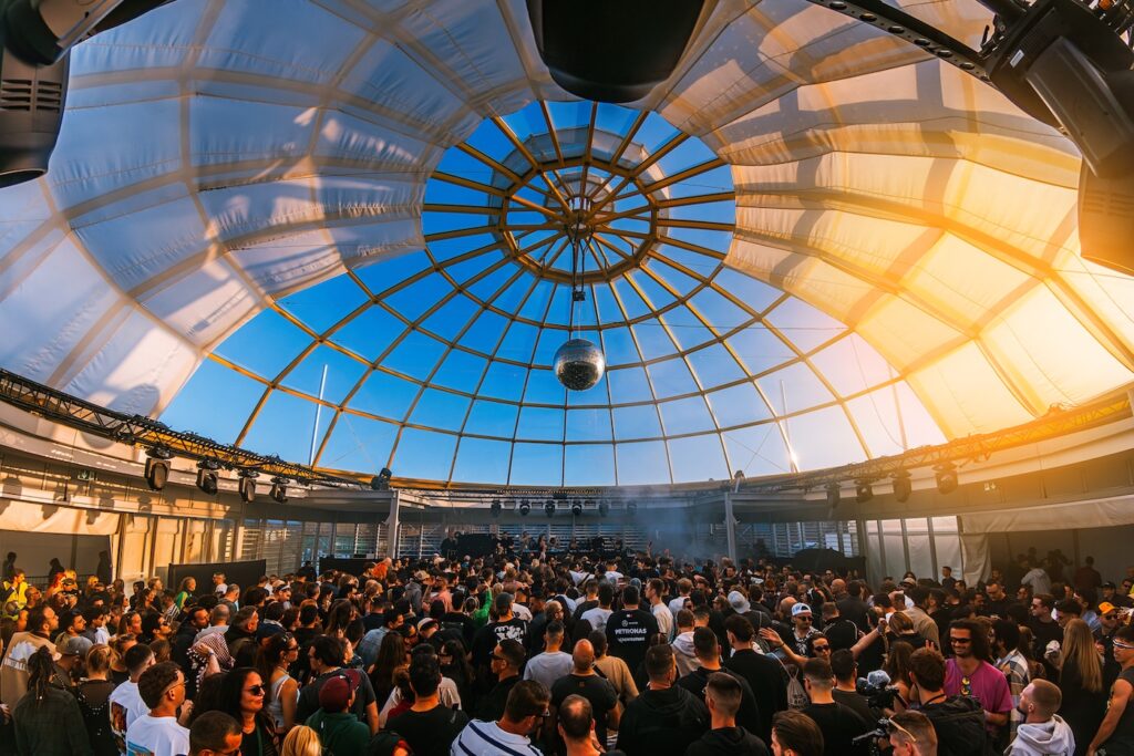 Time Warp Festival Redefines Stage Design With Its Otherworldly Dance ...
