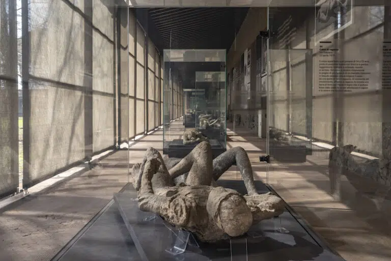 Pompeii Exhibition Reveals Plaster Casts of Victims Frozen in Final Moments