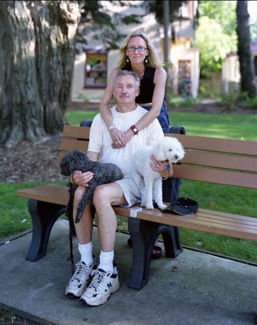 Touching Strangers (33 photos)